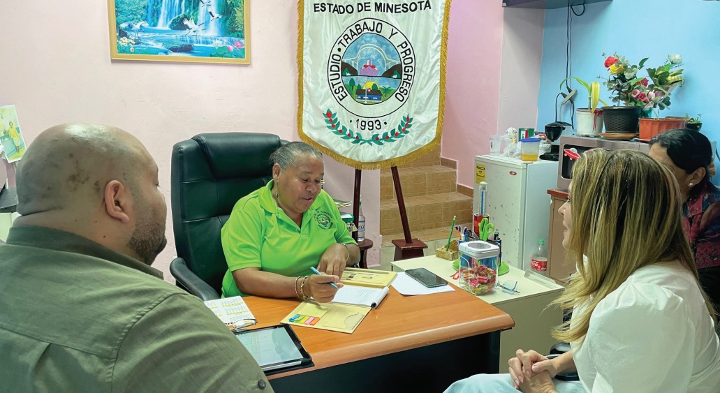 Reunión de trabajo entre el CEBG Estado de Minnesota y el Club Rotario ...